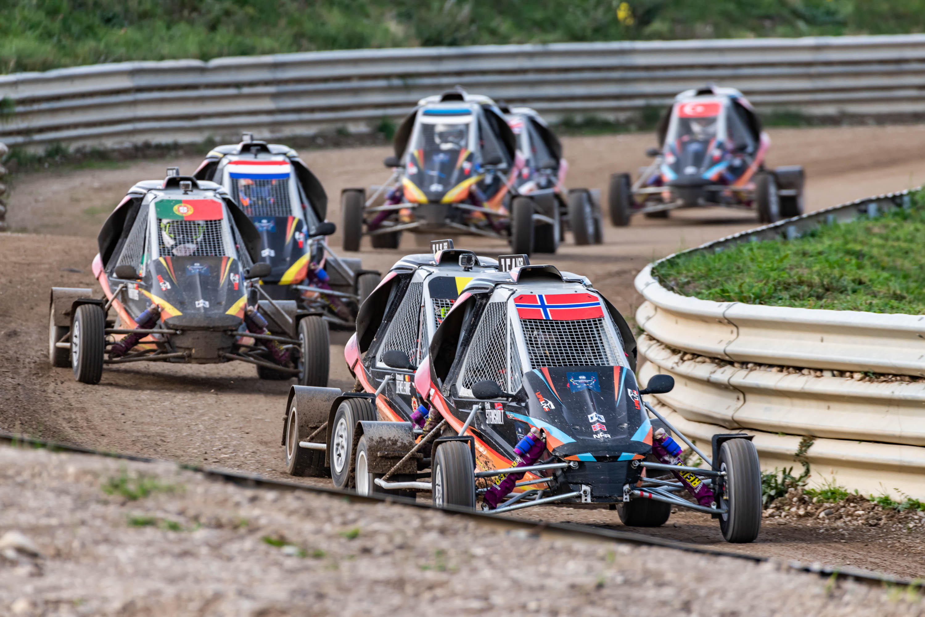 Junior off-road racers ready to chase gold in Cross Car Mini at FIA ...